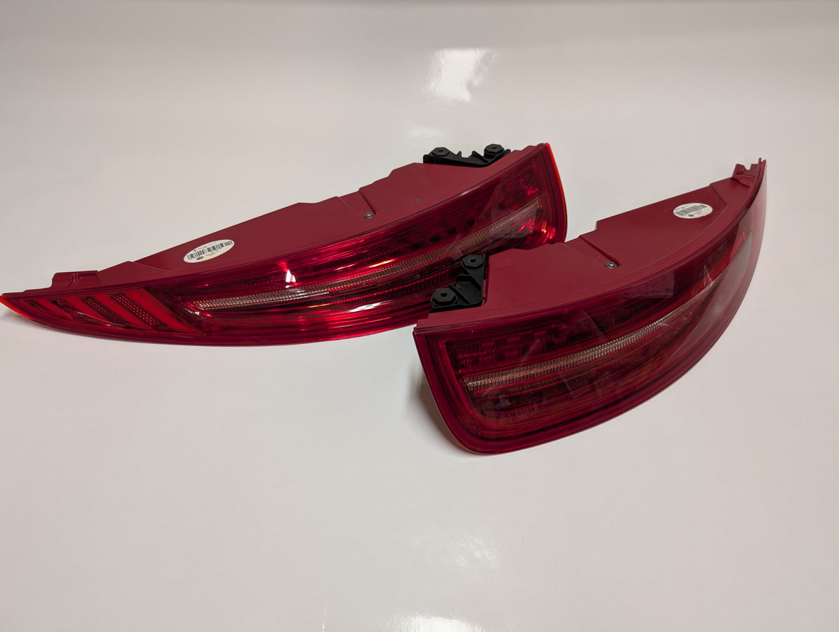 PORSCHE ORIGINAL OEM 911 991 TAIL LIGHT SET Right and Left Like new Co ...