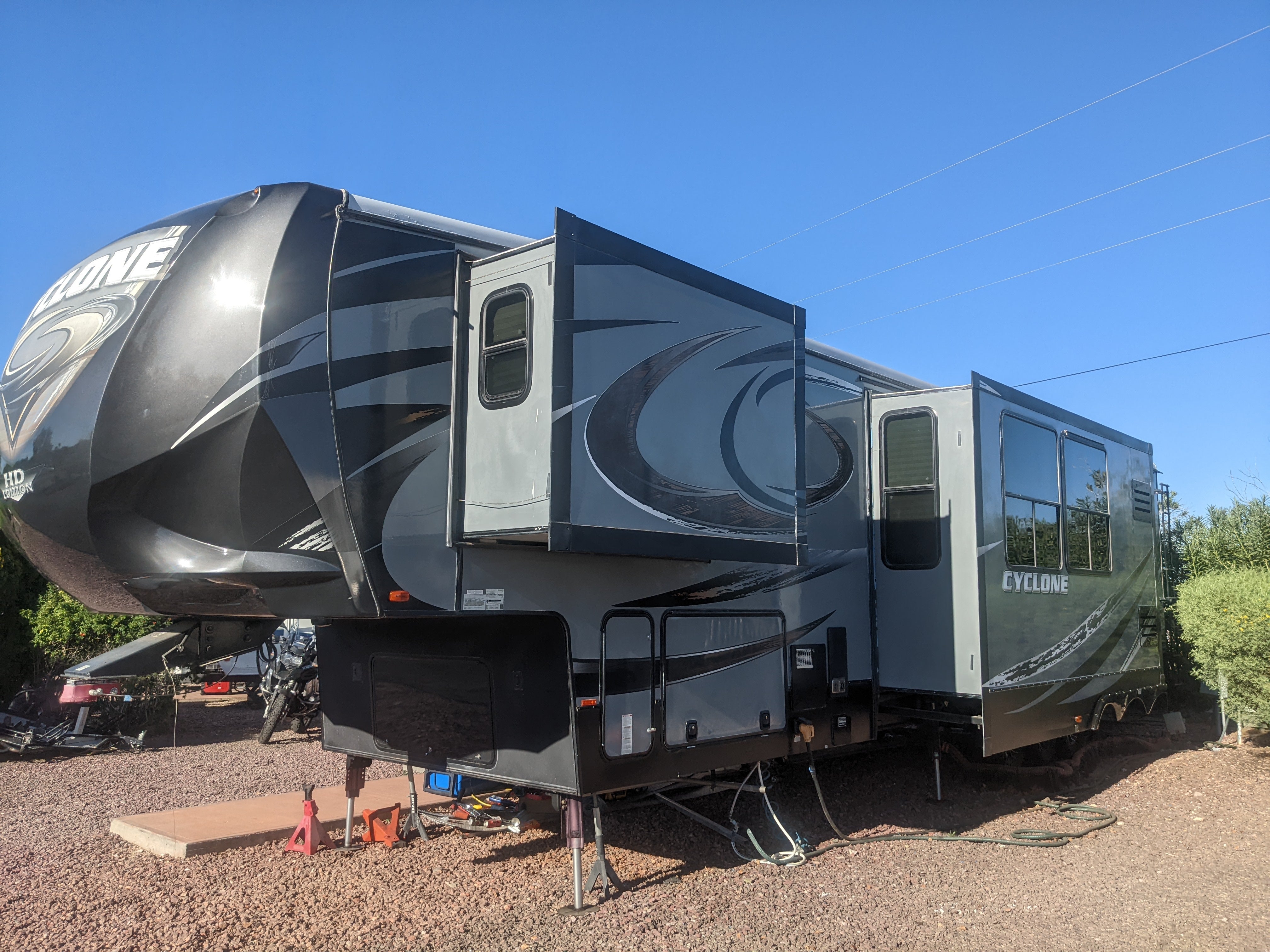 2015 Heartland Cyclone HD 4200 - Toy Hauler SIDE PATIO – ColorMatchWrap.com